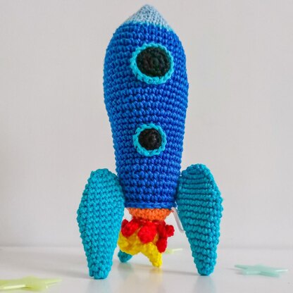 Astronaut and Rocket Ship Amigurumi Pattern | LoveCrafts