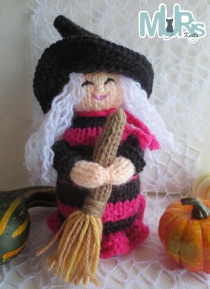 Halloween Witch Ornament Knitting pattern by MurisKnits | LoveCrafts