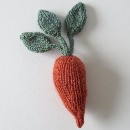Carrot Knitting pattern by Amanda Berry | LoveCrafts