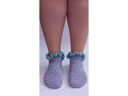 Cute Cuffs Crochet Socks Ruffles Crochet pattern by CroCreate | LoveCrafts