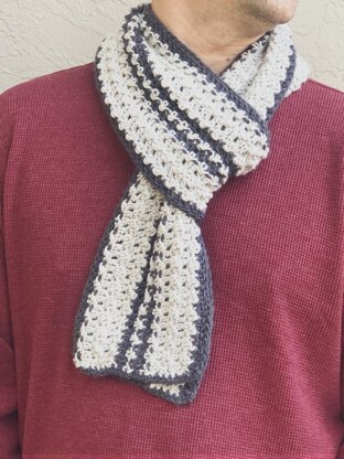 Verso Scarf Crochet pattern by ChristaCoDesign | LoveCrafts