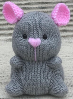 Chubbeez Knitting pattern by Rainebo | LoveCrafts