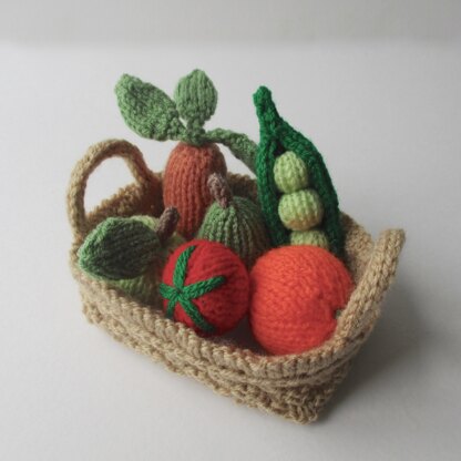 Fruit & Vegetables Knitting pattern by Amanda Berry | LoveCrafts
