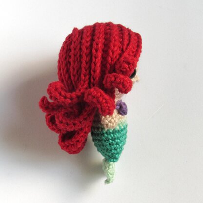 Mini Ariel Mermaid - amigurumi pattern by Crochelandia | LoveCrafts
