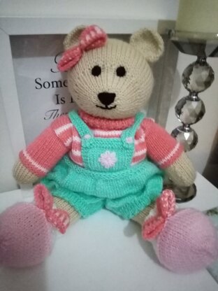 CANDY Bear Knitting pattern by Mary Jane's Tearoom | LoveCrafts