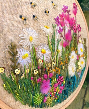 Rowandean Red Campion and Daisies Embroidery Kit | LoveCrafts