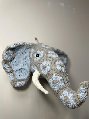 Nelson the African flower elephant head | LoveCrafts