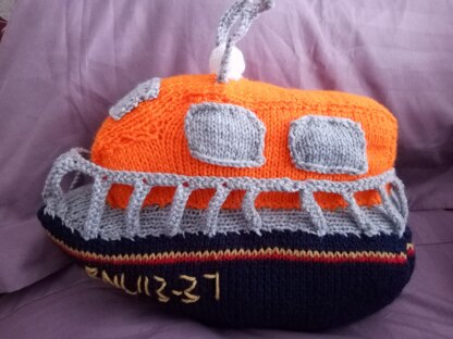 Lifeboat Knitting pattern by mobilecrafts | LoveCrafts