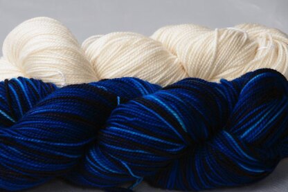 Starry Starry Night Socks Knitting pattern by Suzanne Bryan | Knitting ...