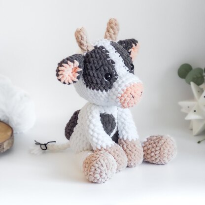 Cute Crochet Cow | LoveCrafts