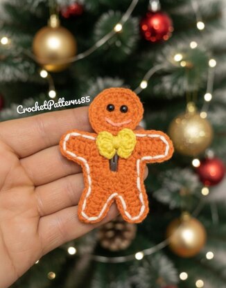 Gingerbread Man Christmas Hair Clip English-US | LoveCrafts
