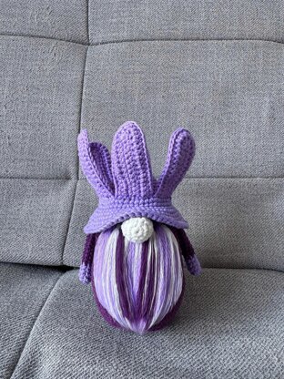 Saffron Crocus Gnome | LoveCrafts