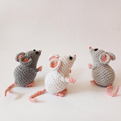 60 Crochet Mouse Patterns | Amigurumi Mice | LoveCrafts