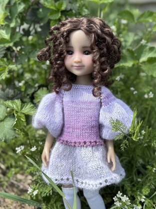 Cozy Embrace Dress for Ruby Red Doll | LoveCrafts