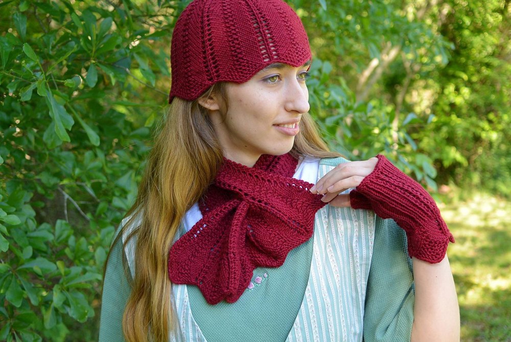 Keyhole Scarf Knitting Pattern