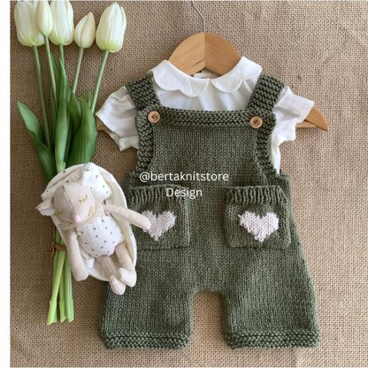 Little Heart Overalls Knitting pattern by Teresa Costa | LoveCrafts