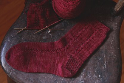 Humber Socks Knitting pattern by Sachiko Burgin | LoveCrafts