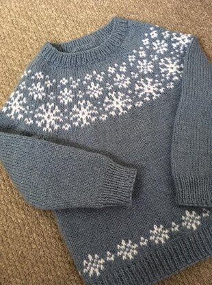 Snowfall jumper Knitting pattern by MotherOfPurlPatterns | LoveCrafts