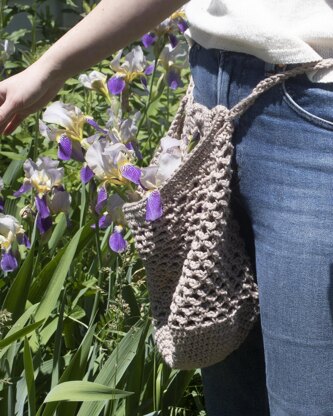 Net Harvest Apron | LoveCrafts
