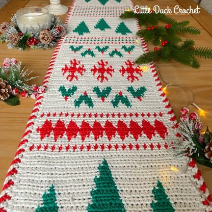 Holly Jolly Table Runner Crochet pattern by Little Duck Crochet ...