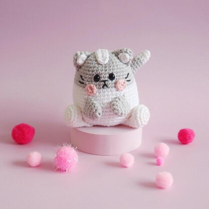 Cleo the Tubby Cat | LoveCrafts