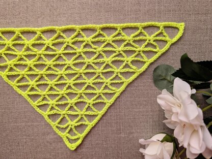 Crochet Mesh Baktus/Shawl #84 | LoveCrafts