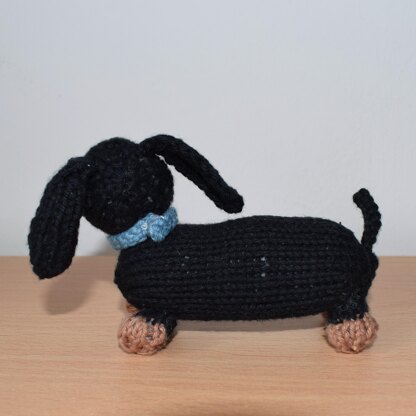 Dachshund Puppy Knitting pattern by Amanda Berry | LoveCrafts