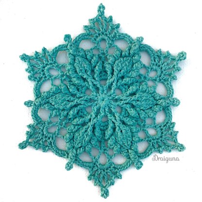 Inscribed Snowflake Crochet pattern by Draiguna | LoveCrafts