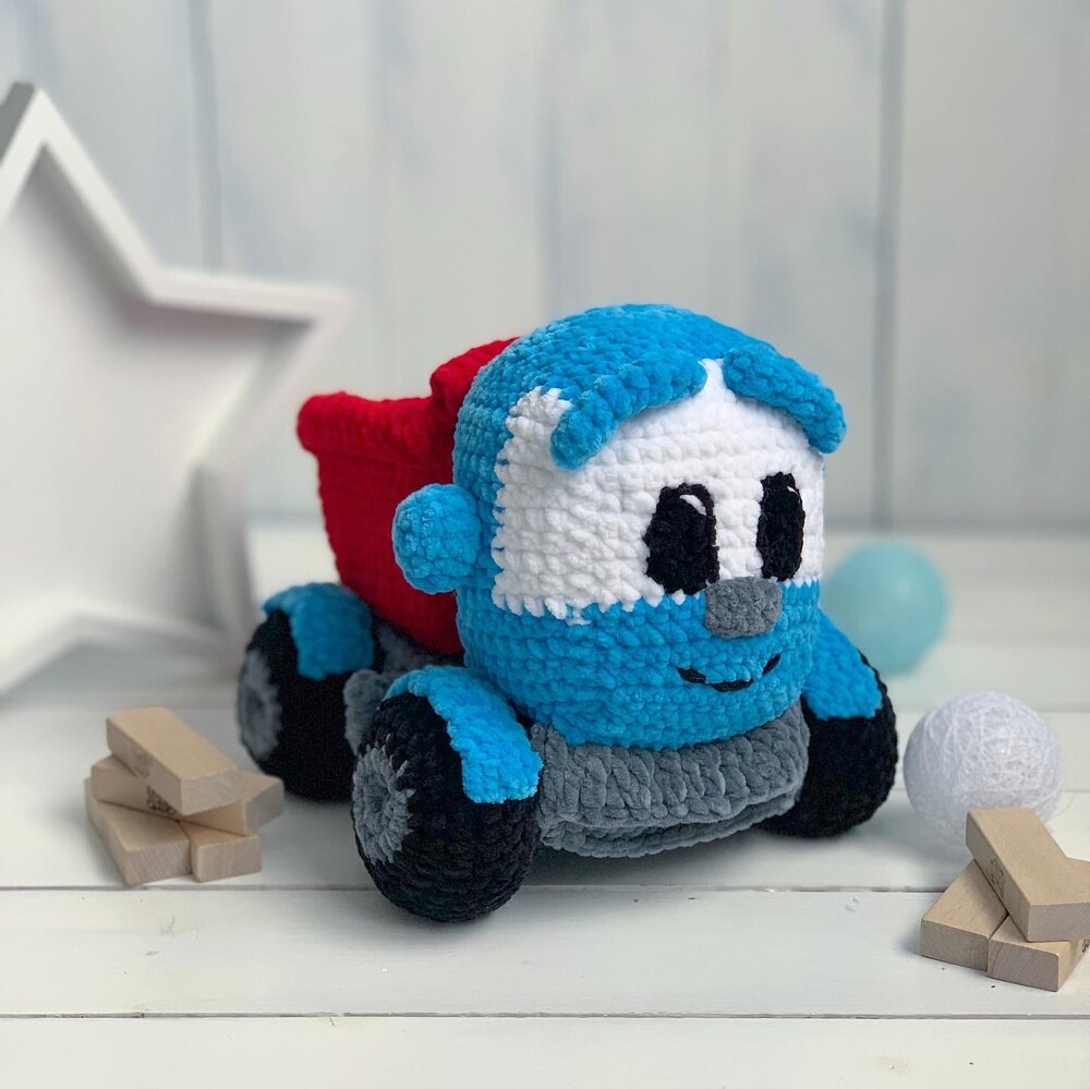 Leo the Truck Crochet pattern by Olga Piliponis LoveCrafts