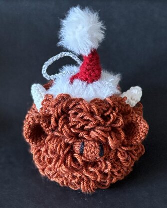 Highland Cow Christmas Bauble | LoveCrafts