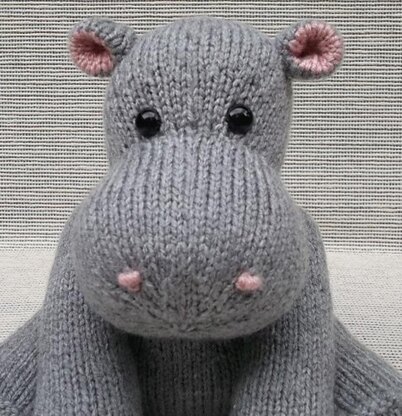 Hippos Knitting pattern by Rainebo | LoveCrafts