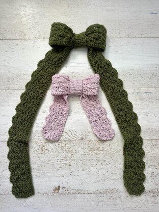The Ivy Bow | LoveCrafts