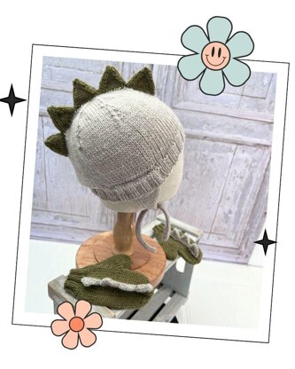 Dinosaur Hat and Mittens Set | LoveCrafts
