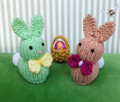 Easter Bunnies & Baskets - Creme Egg Covers Knitting pattern by Needles ...