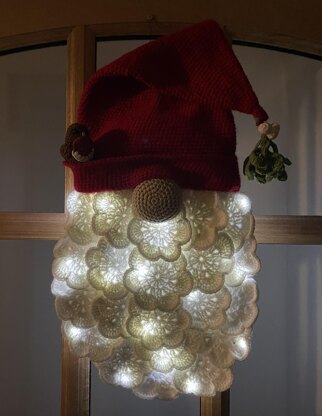 Christmas gonk wreath | LoveCrafts