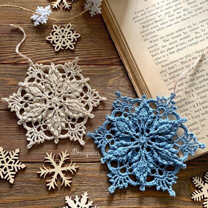 Inscribed Snowflake Crochet pattern by Draiguna | LoveCrafts