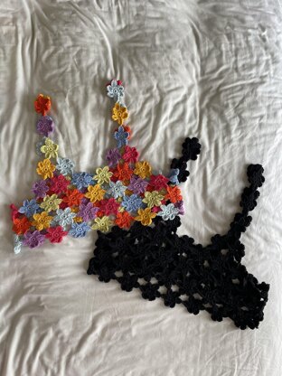 Daisy Chain top Crochet pattern by Realm Designs | LoveCrafts