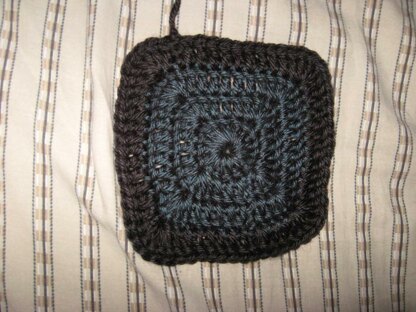 No Holes Granny Square Crochet pattern by Jessica Phillips | Knitting ...