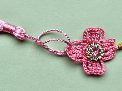 Pink Cross keychain pattern | LoveCrafts